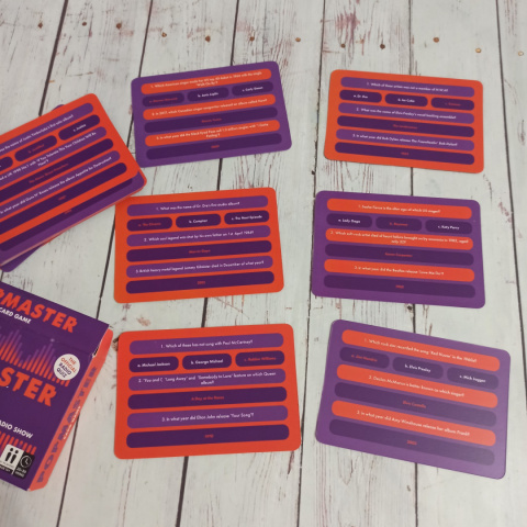 POPMASTER CARD GAME - quiz z muzyki pop > Edu Pszczółka